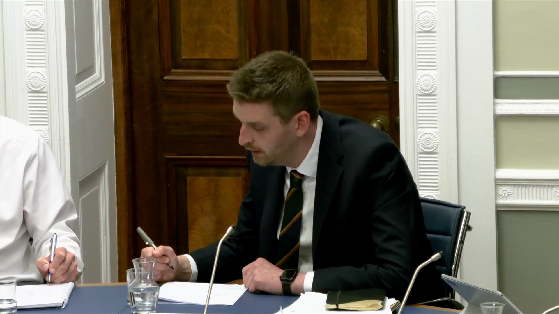 Ad Hoc Committee on the Assembly Members (Remuneration Board) Bill ...